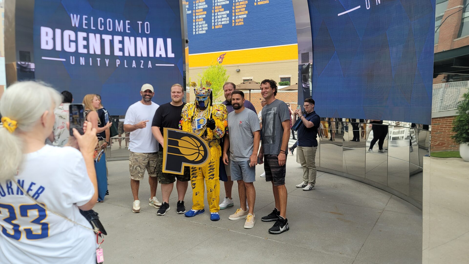 Bicentennial Unity Plaza opens in Downtown Indianapolis - Indianapolis ...