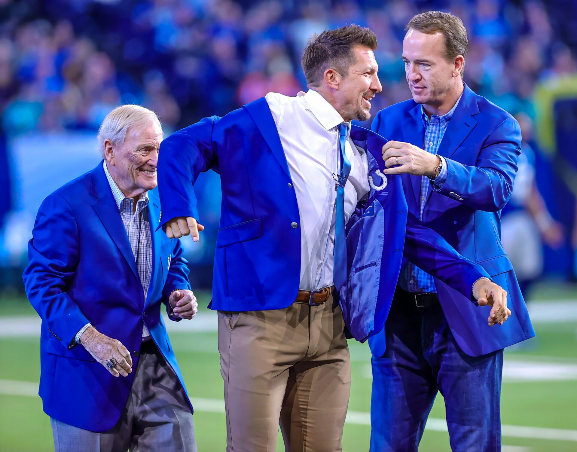 No Gloves Required: Dallas Clark inducted into Colts Ring of Honor - Indianapolis Recorder